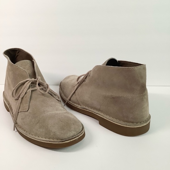 Clarks | Shoes | Clarks Mens Chukka Boots Original Laceup Tan Suede ...